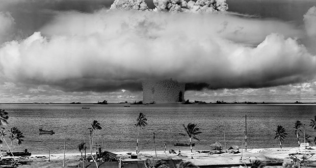A Time-Lapse Map of Every Nuclear Explosions Since 1945 – Karla McManus